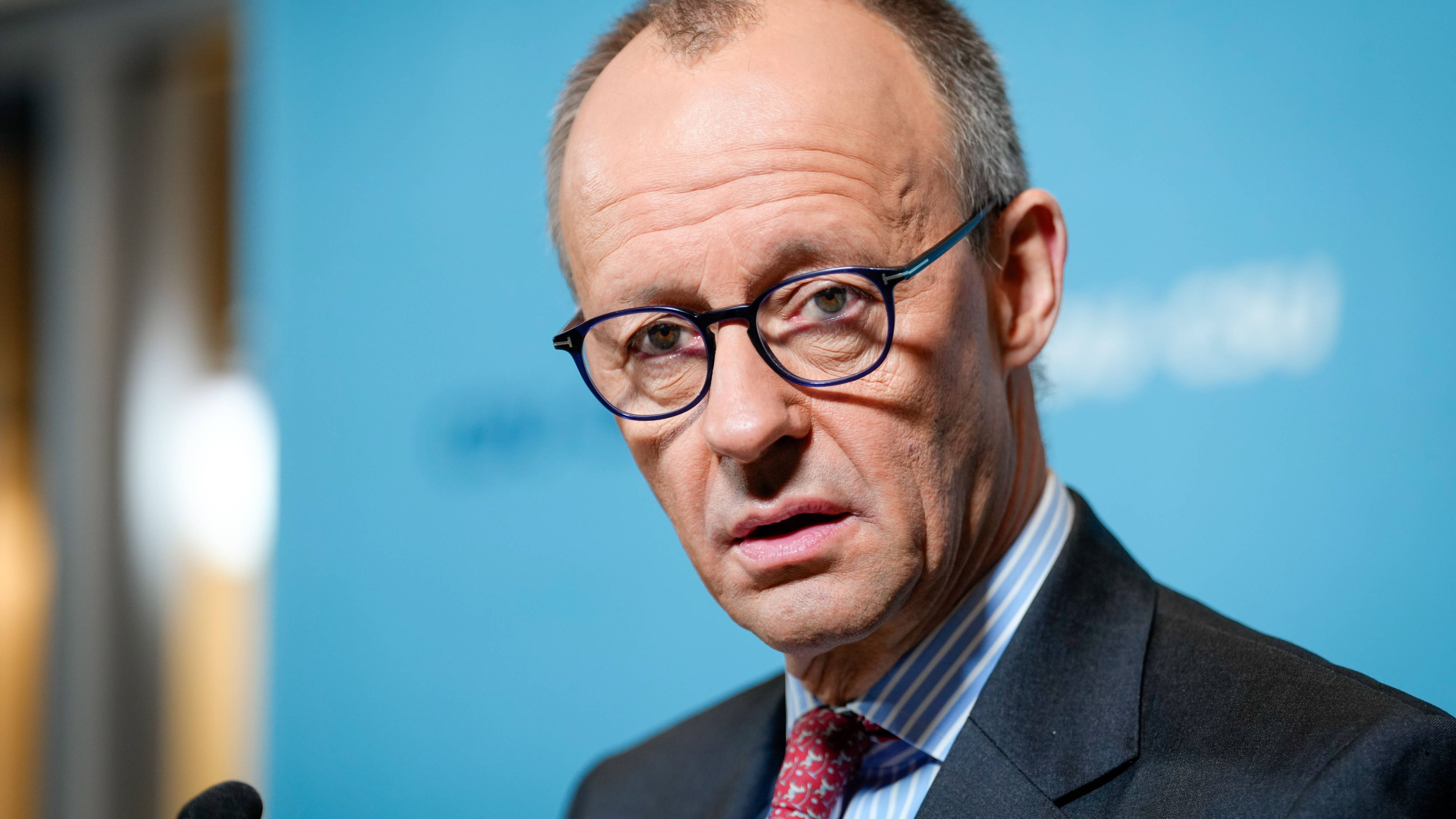 Kanzlerschaft: Merz strebt Deals mit Trump an – „Aufrechter Gang und ...