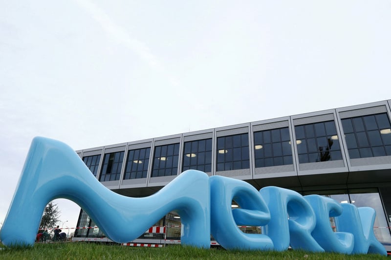 Pharma- und Chemiekonzern: Ex-SAP-Vorstand leitet übergangsweise ...