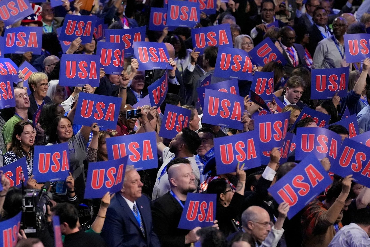 US-Wahlkampf: Demokraten bestätigen Walz als Vizepräsidentschaftskandidat