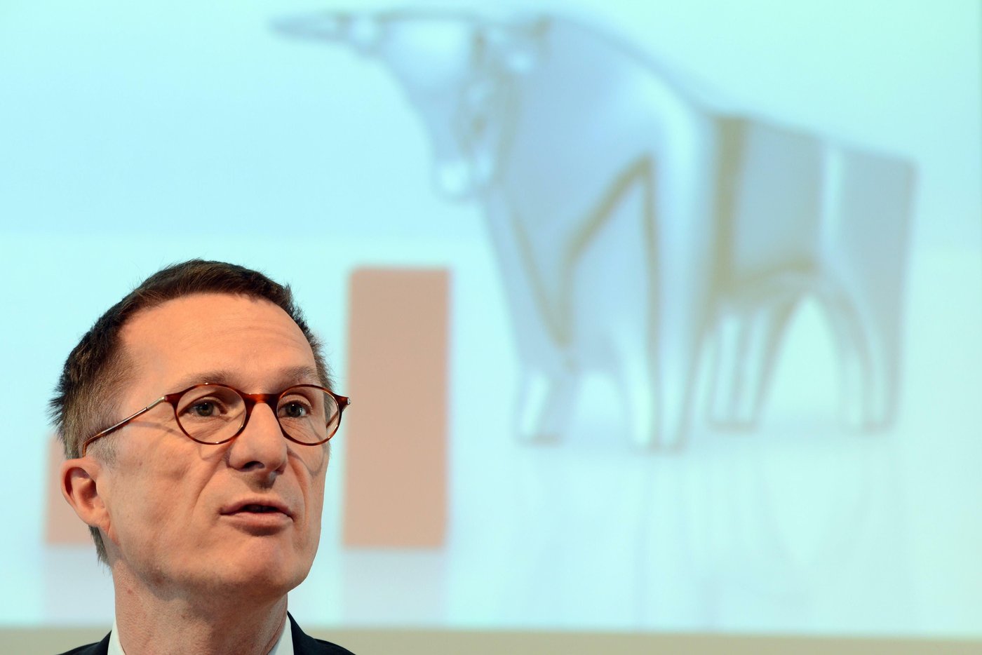 Deka-Vizechef: Oliver Behrens nimmt seinen Hut