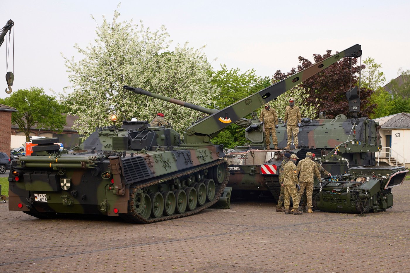 Bundeswehr: David gegen Goliath im Kampf um den Auftrag für Bergepanzer