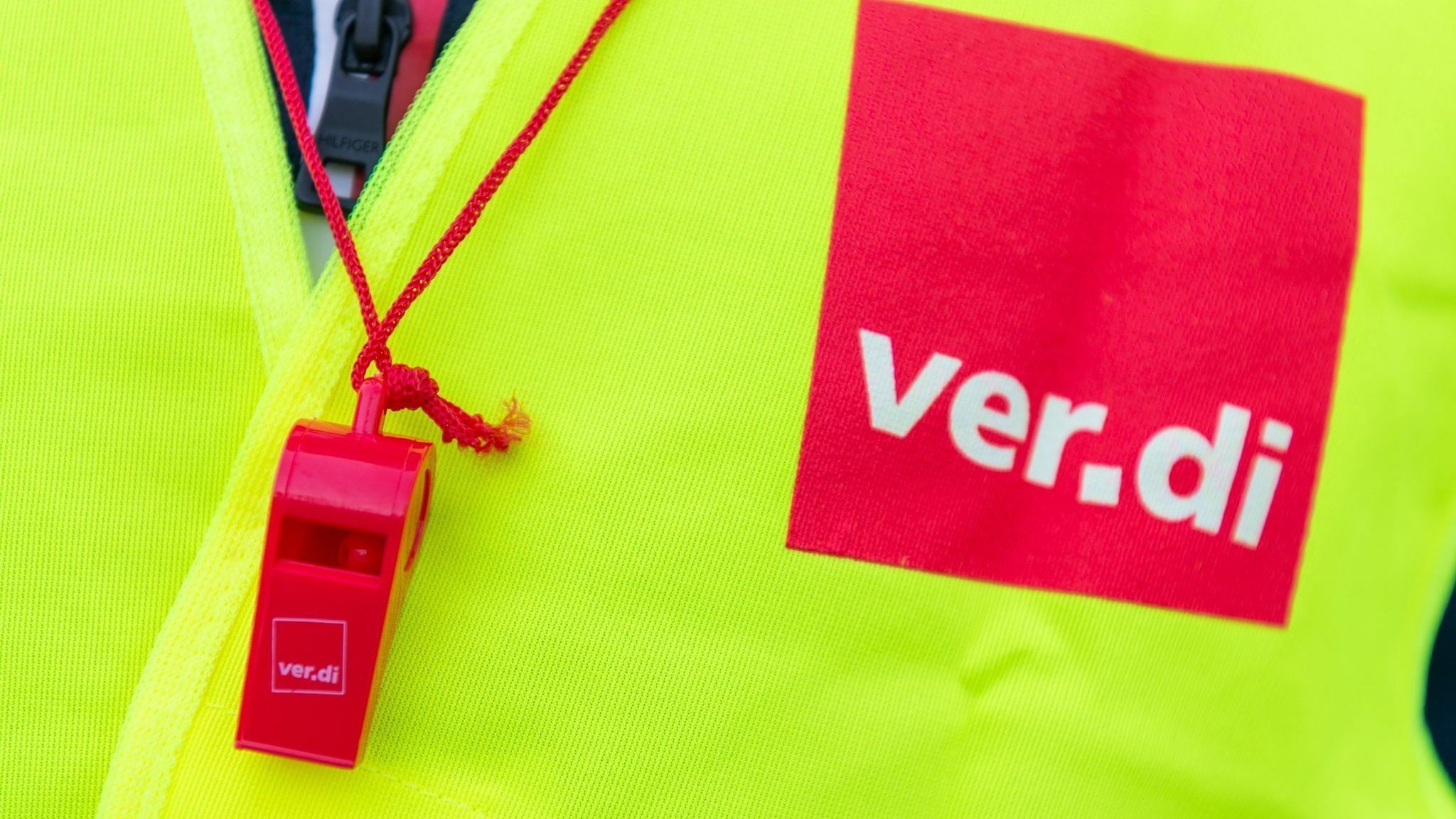 Verdi: Gewerkschaft ruft zu Warnstreik bei Equens-Worldline auf
