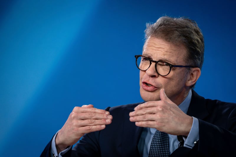 Interview: Das plant Christian Sewing für die Deutsche Bank