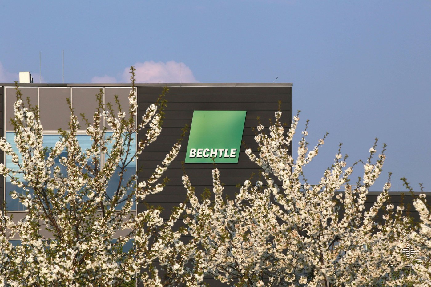 IT-Dienstleister: Bechtle erhält weiteren Staatsauftrag über 450 ...