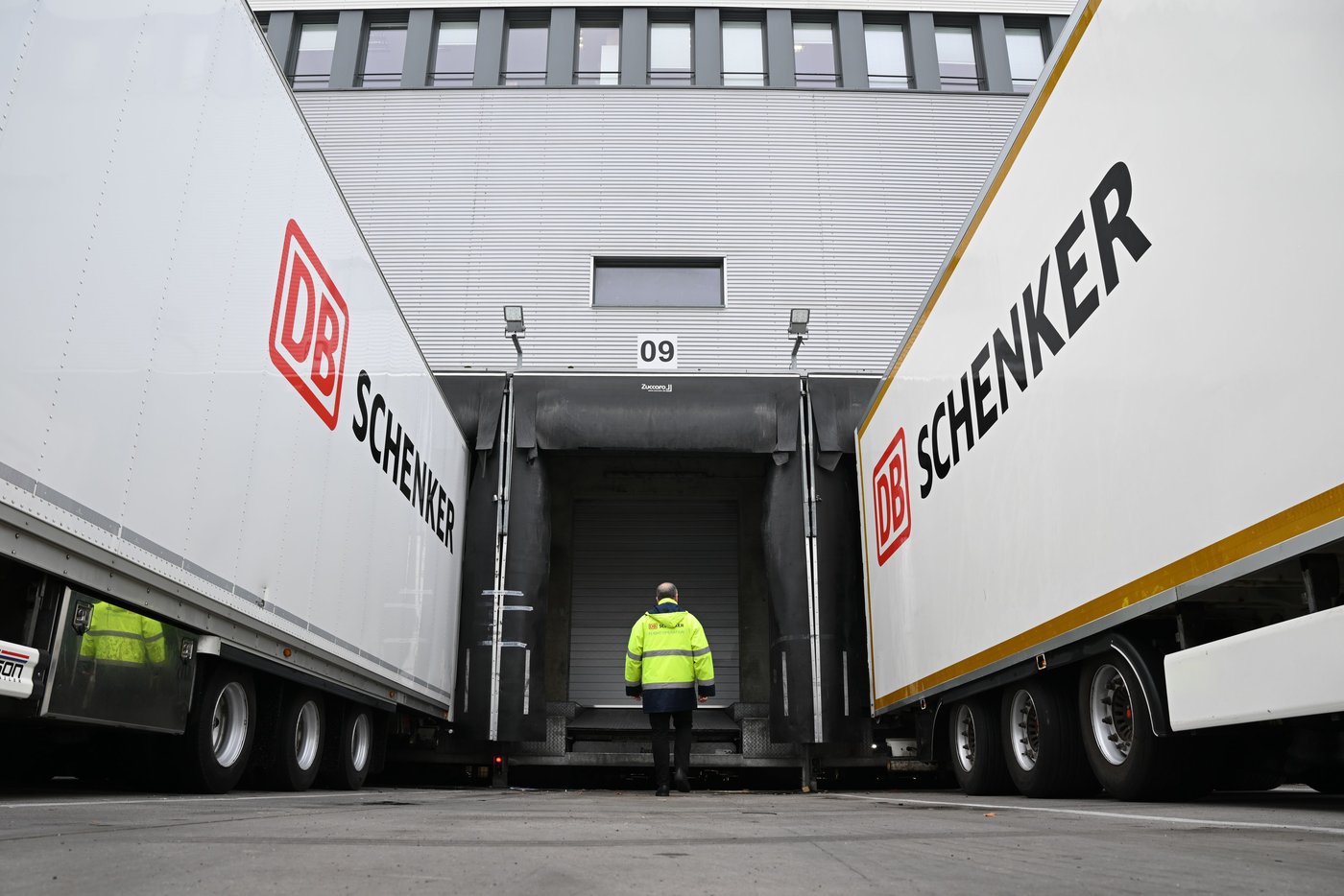 Schenker-Übernahme: Maersk steigt beim Rennen um Bahn-Logistiktochter aus